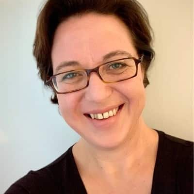 Clare Harris's Instagram, Twitter & Facebook on IDCrawl